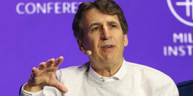 El sindicato pide una investigación de la SEC sobre los vínculos ...
